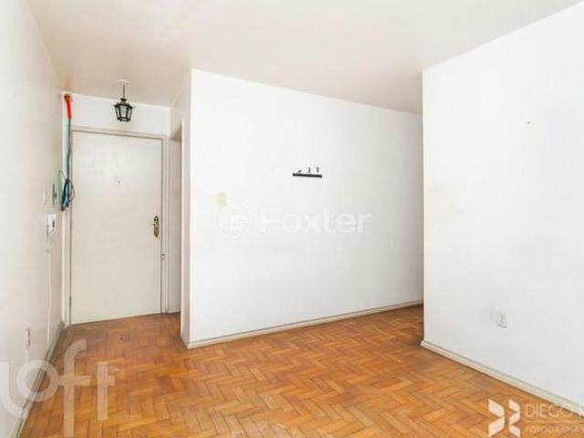 Apartamento, 3 dormitórios, 67.33 m², em Petrópolis