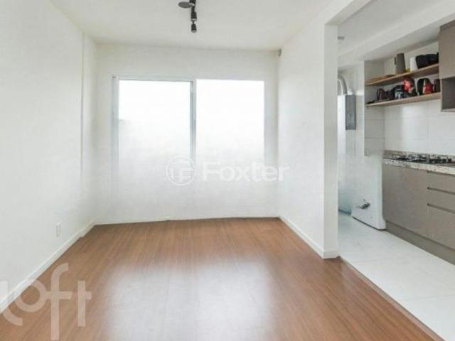 Apartamento, 3 dormitórios, 67.62 m², em Passo da Areia