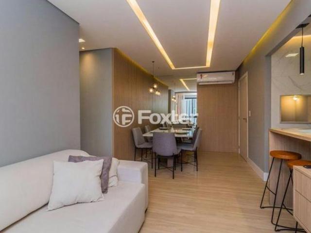 Apartamento, 3 dormitórios, 68 m², em Cristal