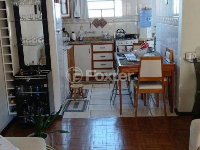 Apartamento, 3 dormitórios, 69 m², em Humaitá