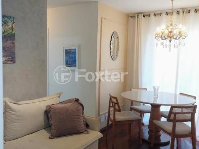 Apartamento, 3 dormitórios, 61 m², em Cambuci