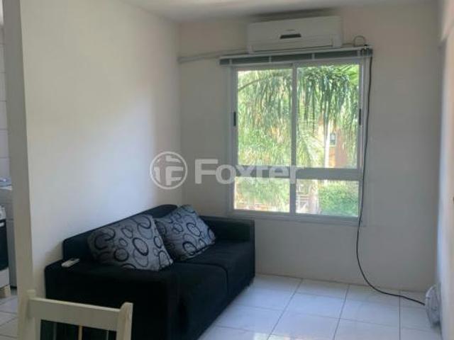 Apartamento, 3 dormitórios, 61 m², em Centro