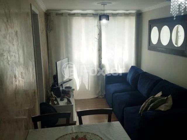 Apartamento, 3 dormitórios, 61 m², em Vila Regina