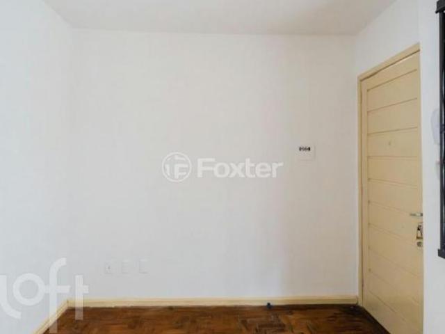 Apartamento, 3 dormitórios, 63 m², em Menino Deus
