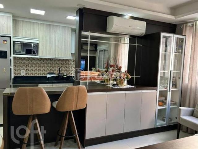 Apartamento, 3 dormitórios, 74 m², em São José