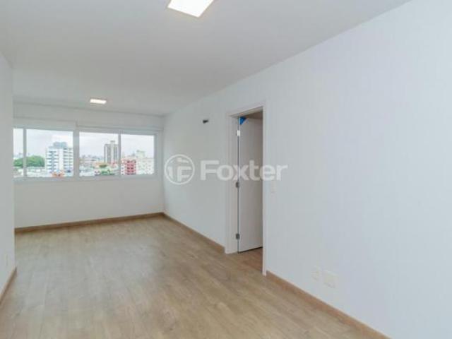 Apartamento, 3 dormitórios, 74 m², em Partenon