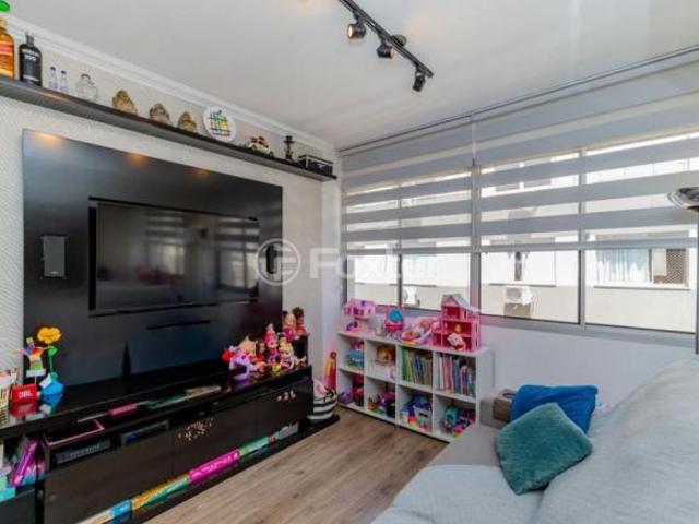 Apartamento, 3 dormitórios, 74.06 m², em Tristeza