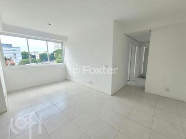 Apartamento, 3 dormitórios, 74.5 m², em Partenon