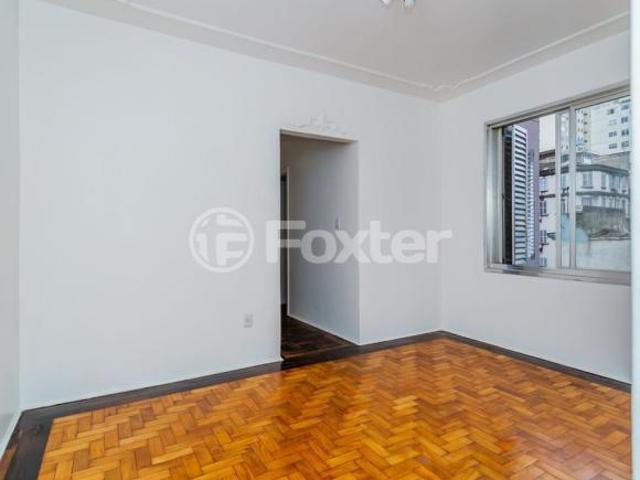 Apartamento, 3 dormitórios, 74.97 m², em Centro Histórico