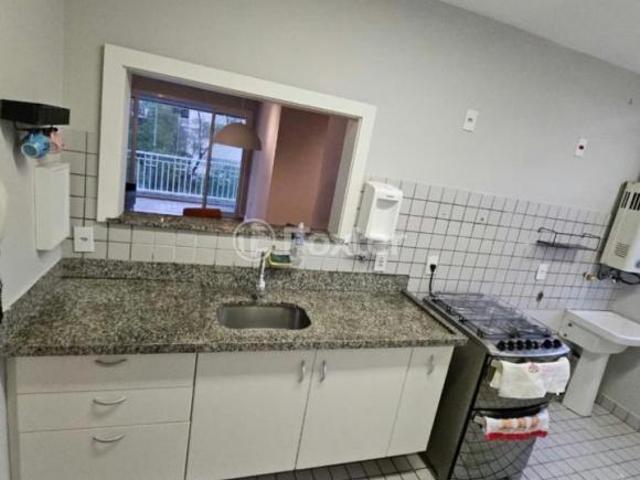 Apartamento, 3 dormitórios, 75 m², em Super Quadra Morumbi