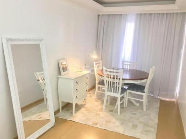 Apartamento, 3 dormitórios, 75 m², em Perdizes
