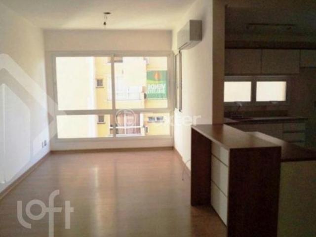 Apartamento, 3 dormitórios, 75.99 m², em Cristal