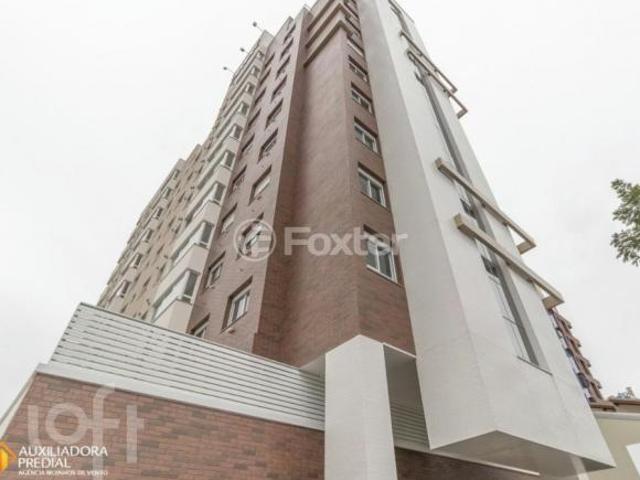 Apartamento, 3 dormitórios, 76 m², em Menino Deus