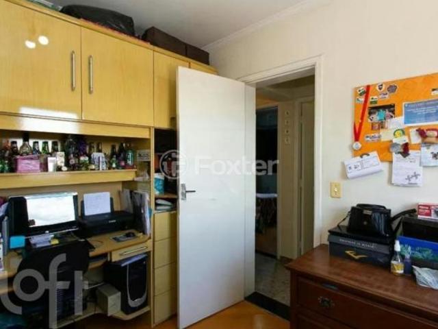 Apartamento, 3 dormitórios, 77 m², em Vila Carrão
