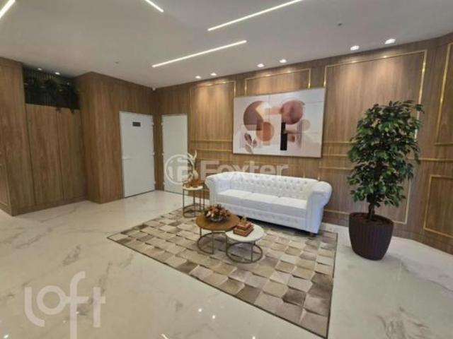 Apartamento, 3 dormitórios, 79 m², em Zona Nova