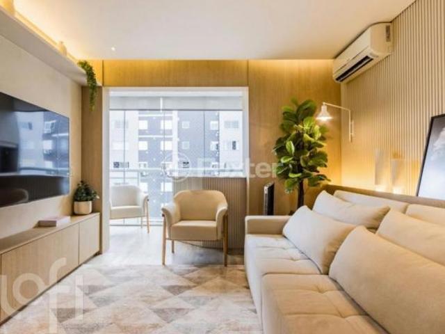 Apartamento, 3 dormitórios, 79.53 m², em Jardim Sabará