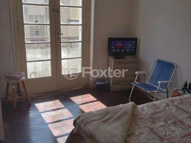 Apartamento, 3 dormitórios, 70 m², em Cidade Baixa