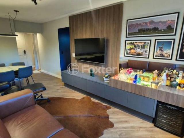 Apartamento, 3 dormitórios, 70 m², em Indianópolis