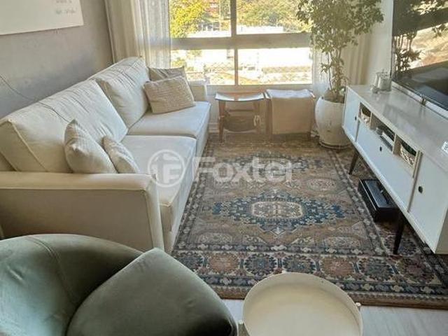 Apartamento, 3 dormitórios, 70 m², em Partenon
