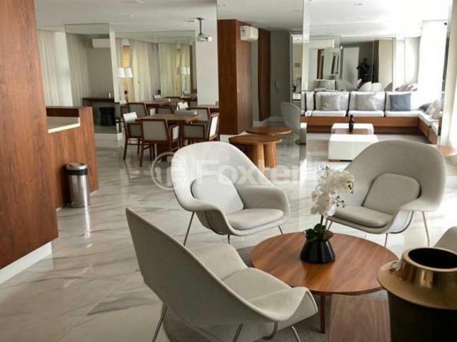 Apartamento, 3 dormitórios, 70 m², em Vila Pompéia