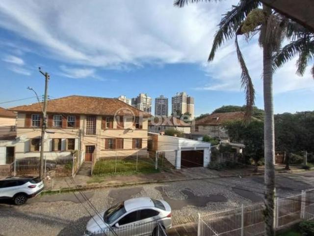 Apartamento, 3 dormitórios, 70.69 m², em Passo da Areia