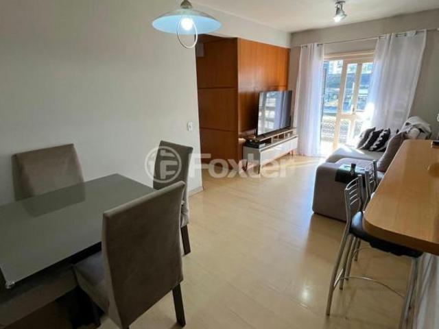 Apartamento, 3 dormitórios, 71 m², em Partenon