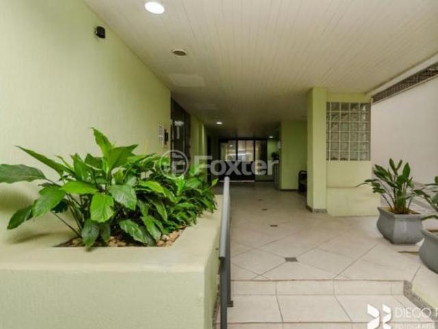 Apartamento, 3 dormitórios, 71.77 m², em Mont Serrat