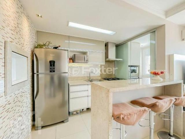 Apartamento, 3 dormitórios, 73.84 m², em Tristeza