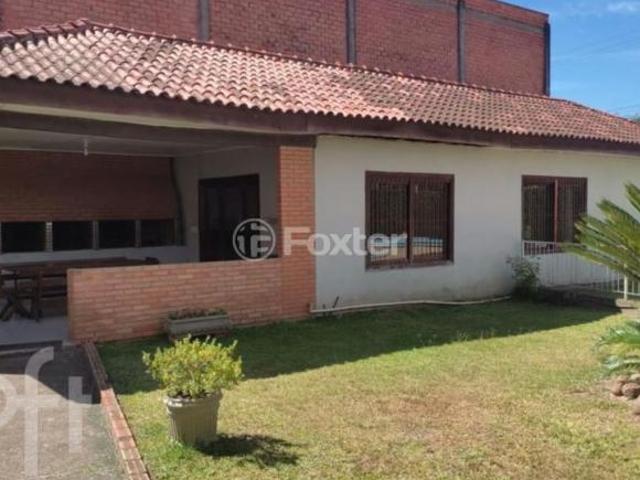 Apartamento, 3 dormitórios, 84 m², em Centro