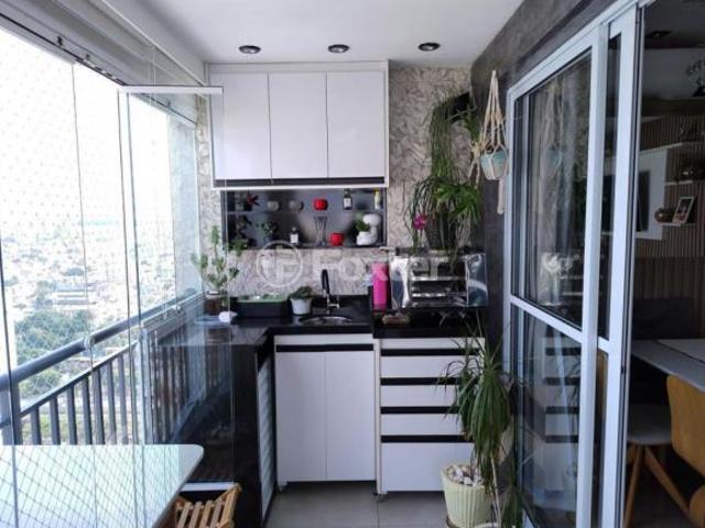 Apartamento, 3 dormitórios, 84 m², em Chácara Seis de Outubro