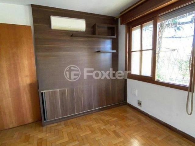 Apartamento, 3 dormitórios, 84 m², em Petrópolis
