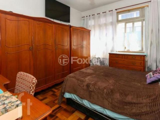 Apartamento, 3 dormitórios, 84.38 m², em Centro