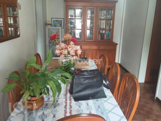 Apartamento, 3 dormitórios, 84.75 m², em São João