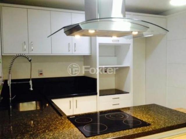 Apartamento, 3 dormitórios, 85 m², em Menino Deus