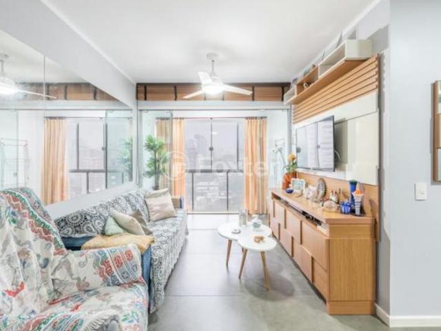 Apartamento, 3 dormitórios, 86.28 m², em Petrópolis