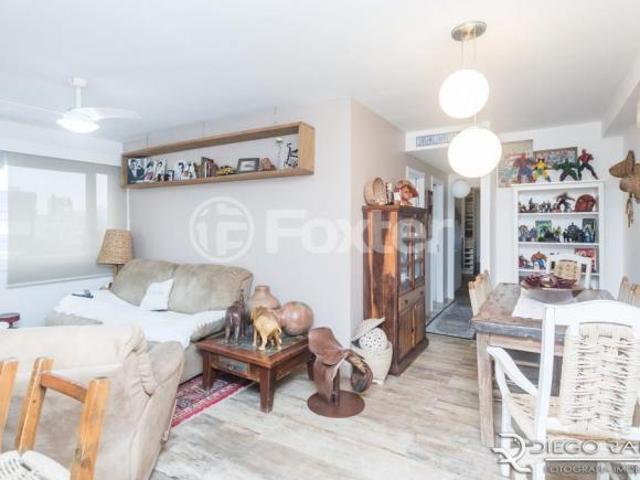 Apartamento, 3 dormitórios, 86.47 m², em Passo da Areia