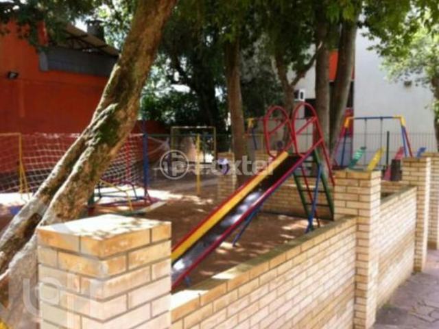 Apartamento, 3 dormitórios, 87.35 m², em Centro