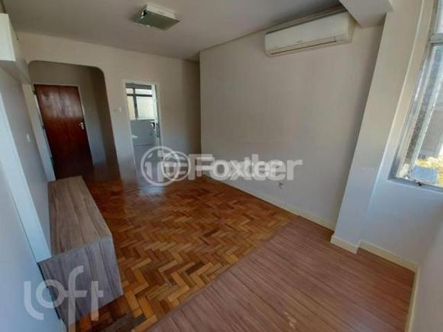 Apartamento, 3 dormitórios, 87.4 m², em Floresta
