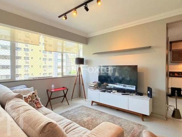 Apartamento, 3 dormitórios, 88.13 m², em Mont Serrat