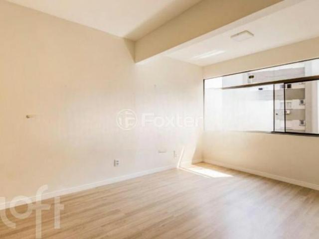 Apartamento, 3 dormitórios, 88.26 m², em Passo da Areia