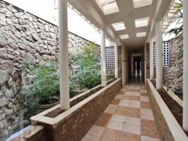 Apartamento, 3 dormitórios, 88.23 m², em Menino Deus