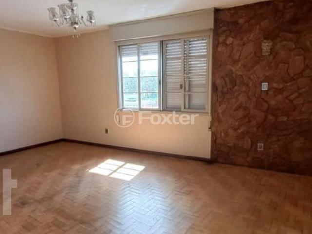 Apartamento, 3 dormitórios, 89 m², em Partenon