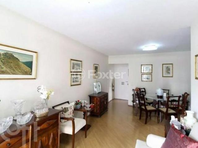 Apartamento, 3 dormitórios, 80 m², em Vila Olímpia