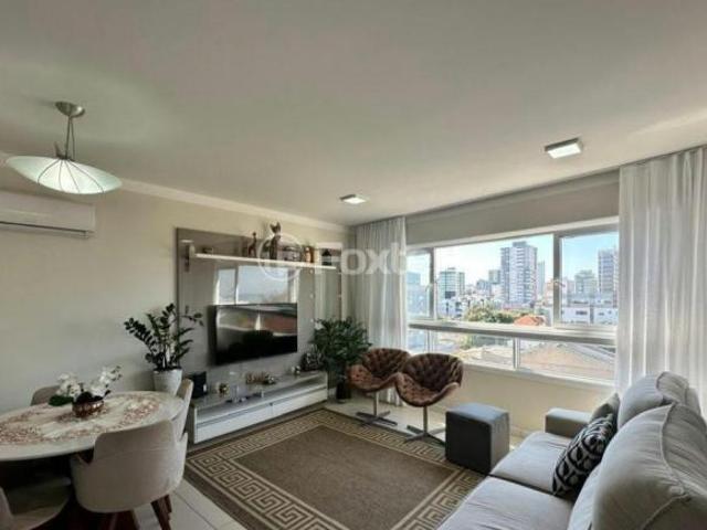 Apartamento, 3 dormitórios, 80.22 m², em Centro