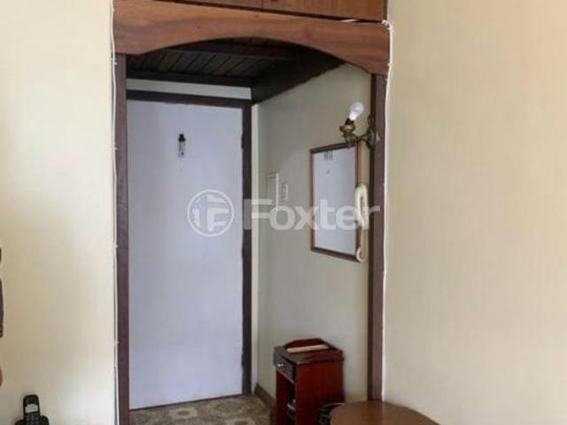 Apartamento, 3 dormitórios, 80.47 m², em Menino Deus