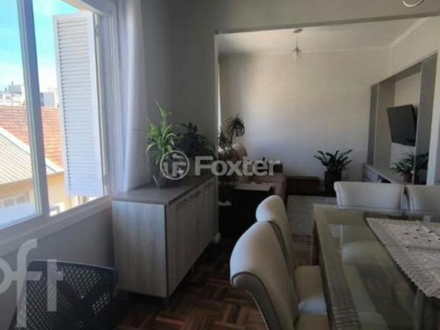 Apartamento, 3 dormitórios, 80.87 m², em Menino Deus