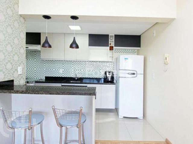 Apartamento, 3 dormitórios, 81 m², em Santana