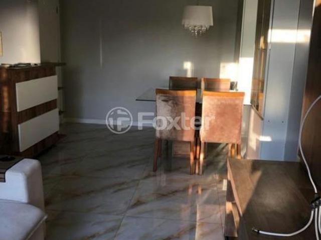 Apartamento, 3 dormitórios, 81 m², em Partenon