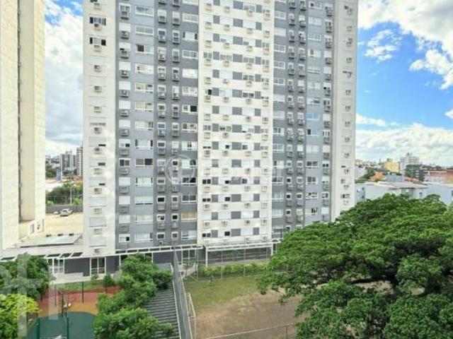 Apartamento, 3 dormitórios, 81.64 m², em São Sebastião