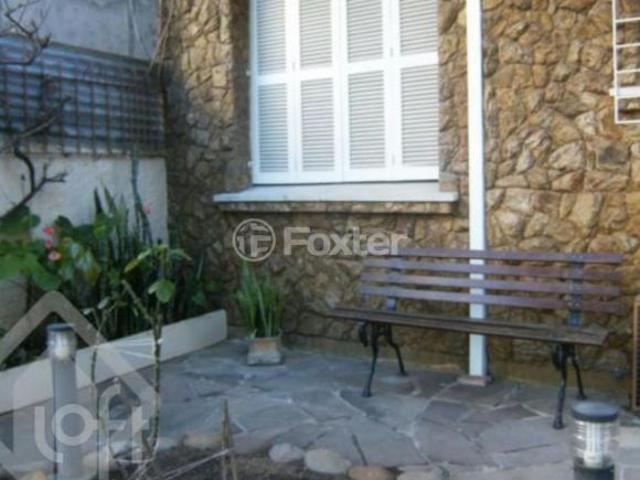 Apartamento, 3 dormitórios, 81.93 m², em Menino Deus
